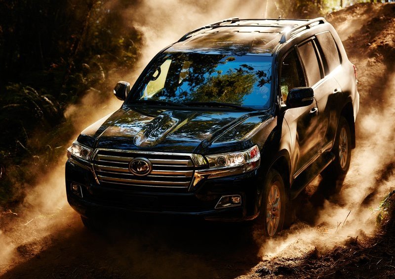 Toyota-Land_Cruiser_07 - Vidyoto